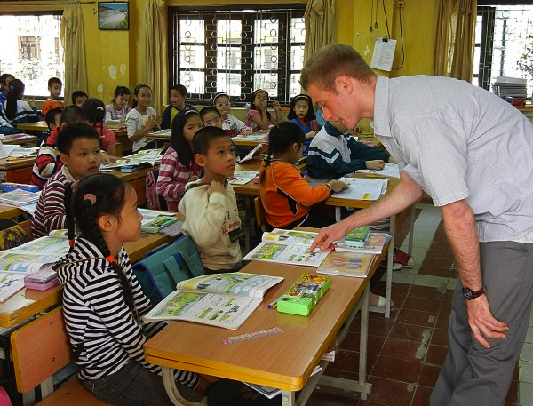 How Teaching English in Foreign Countries Expands Your Horizons ...